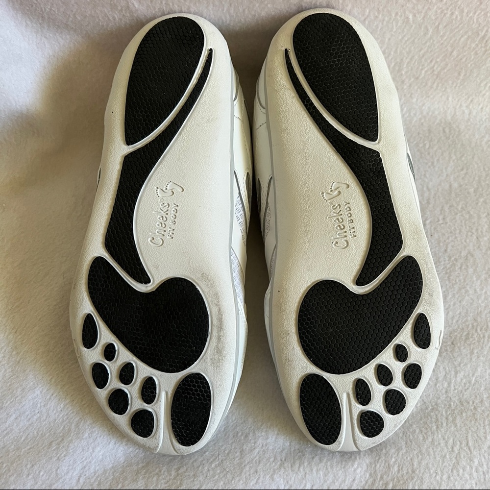Tony Little Cheeks Fit Body Barefoot Sneakers - Gem